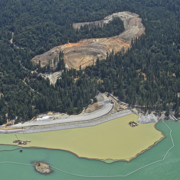 Permeable marine floating silt screens on water from China manufacturer ...