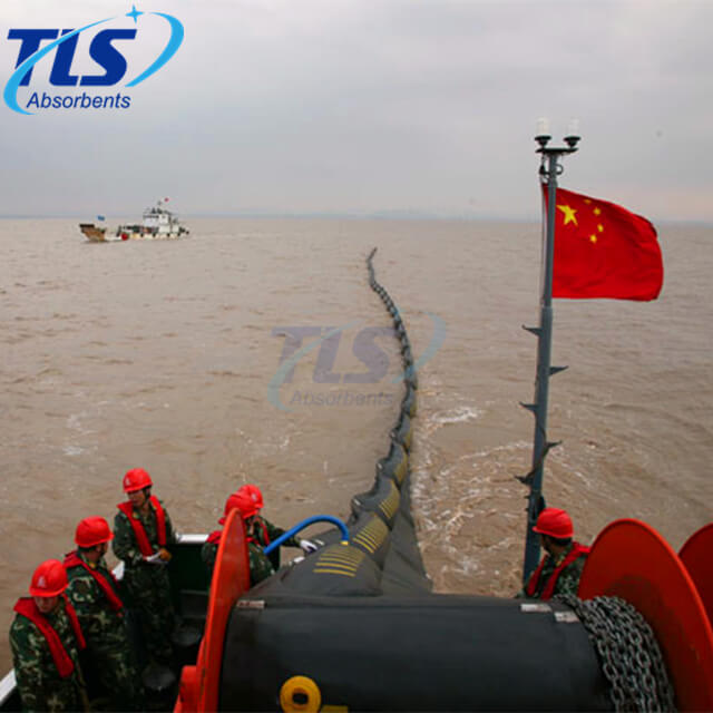 200M Length Floating Inflatable Rubber Oil Spill Boom For Marine from ...